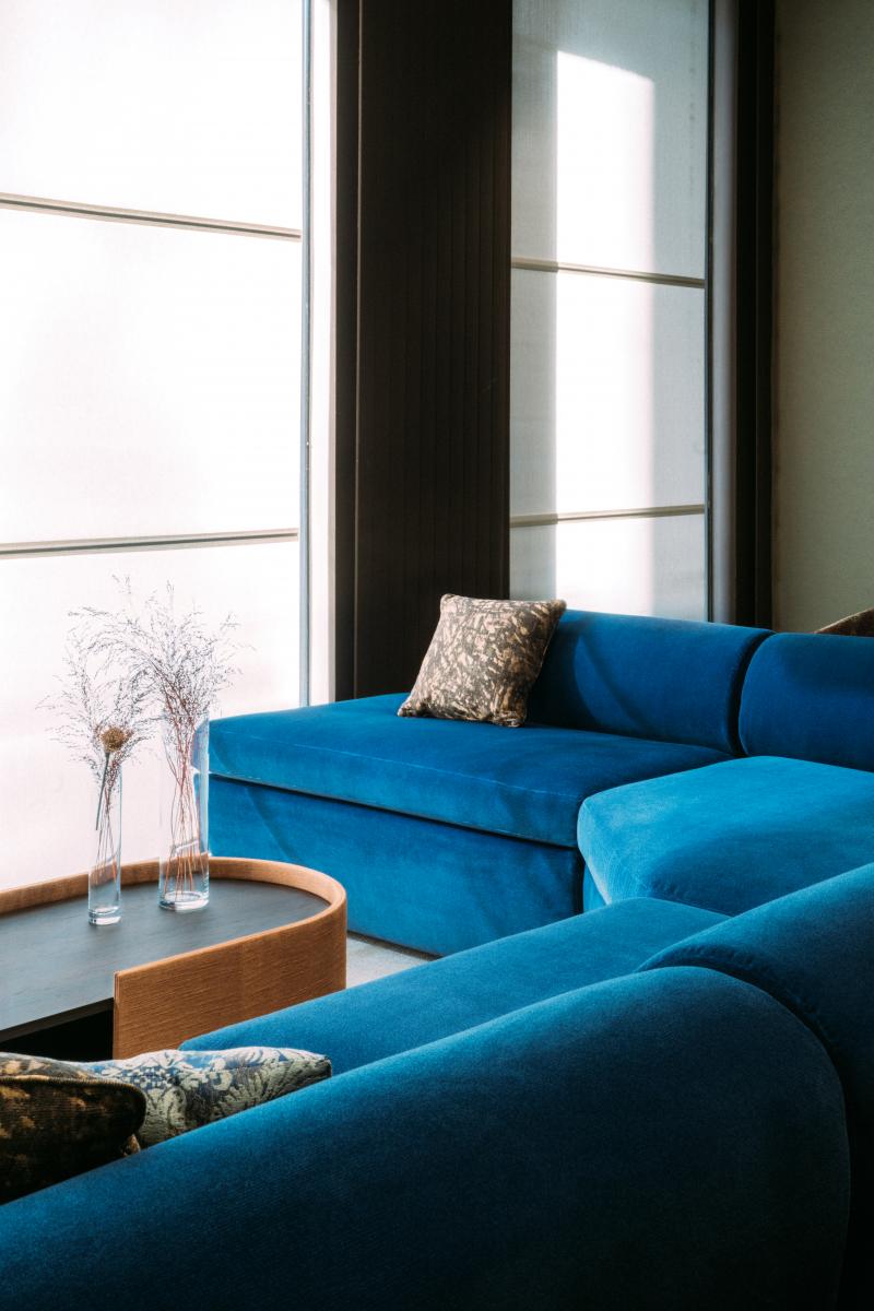 Walt open section. Modular sofa. Rubelli Casa. Design Matteo Nunziati