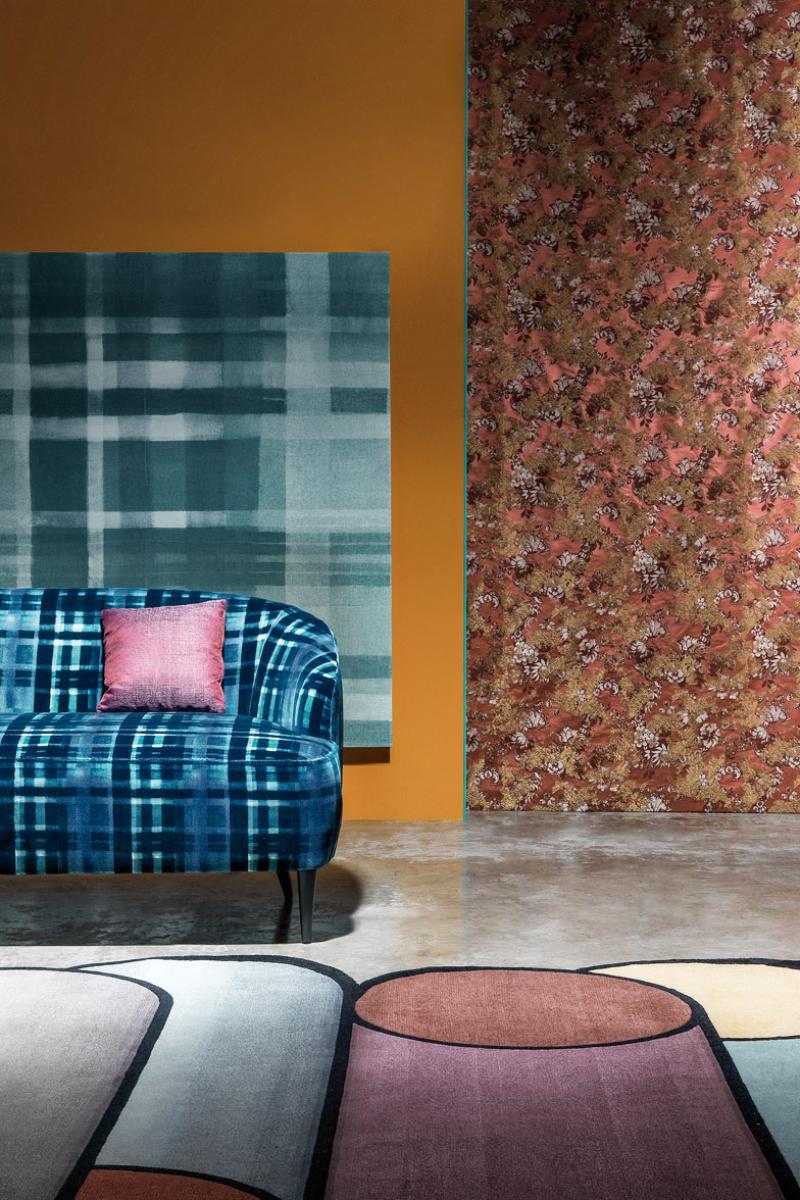 Goldfinger. Silk brocade. Rubelli